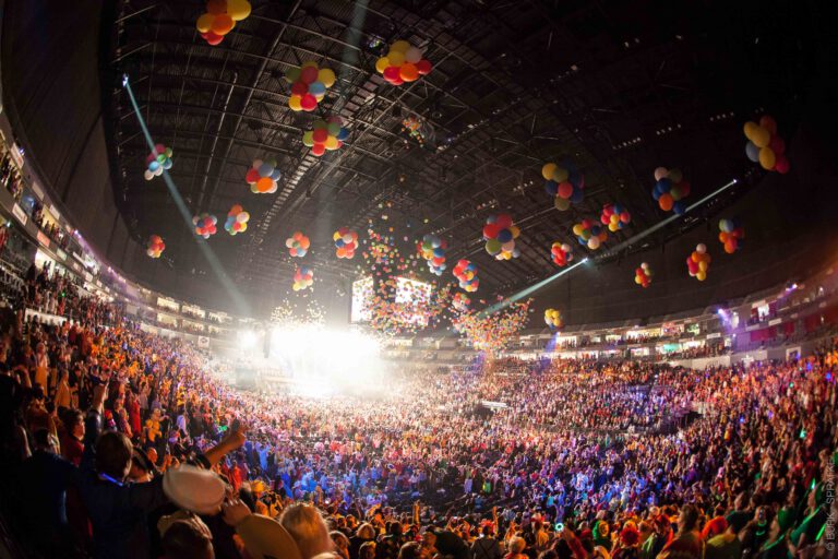 Die “Lachende Kölnarena” 2023 in der LANXESS arena„Lachende Kölnarena ...